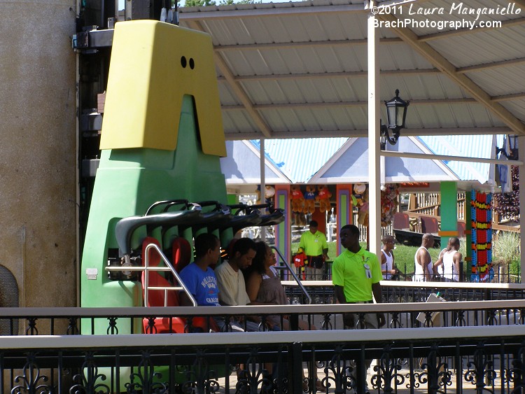BrachPhotography - Six Flags America - VooDoo Drop